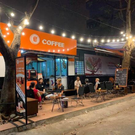 Treeving Coffee - Khoe Quán