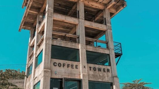 Cafe Unfinished - Khoe Quán