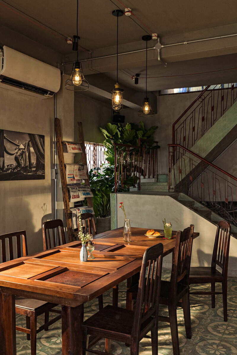 Nhà Hẻm cafe - Khoe Quán