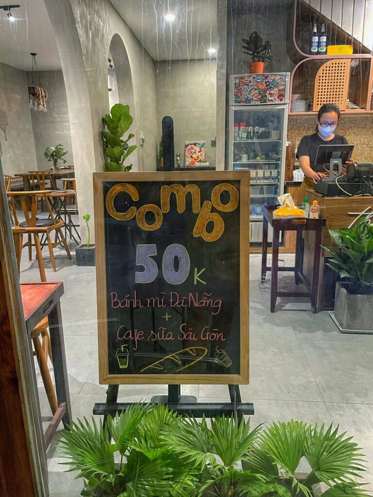 THE SIS CAFE - Khoe Quán
