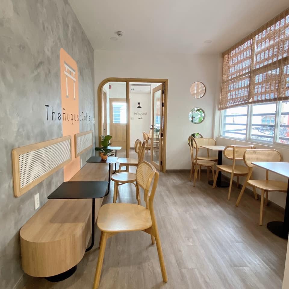 The August Coffee - Khoe Quán