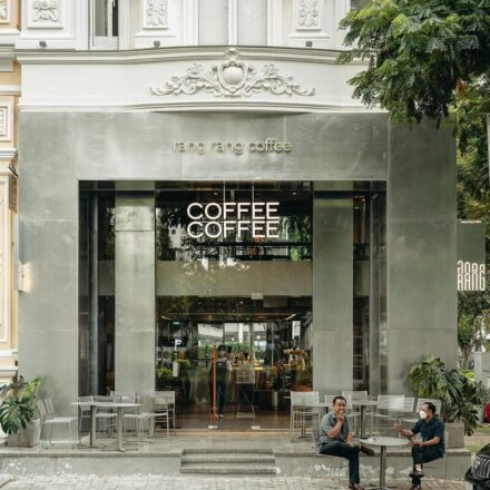 Instincts Coffee & Cocktails - Khoe Quán