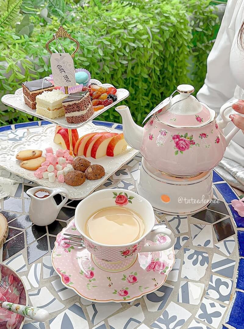 Five O’clock Tea - Khoe Quán