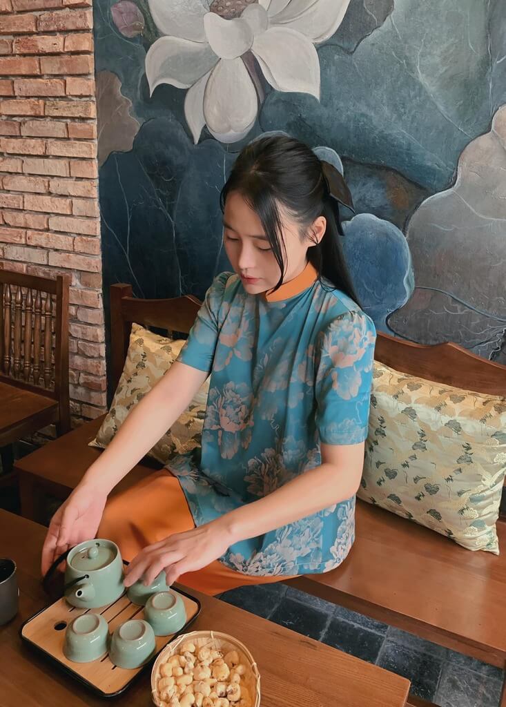 TIỆM CAFE CK200 - Khoe Quán