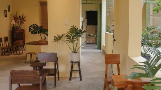 Bibli Library Cafe - Khoe Quán
