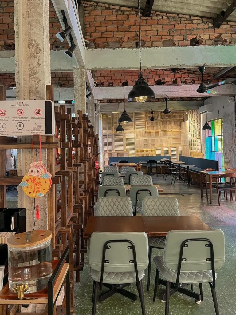 The Little Bean Coffee - Tiệm cafe tựa như khu vườn trên mây - Khoe Quán