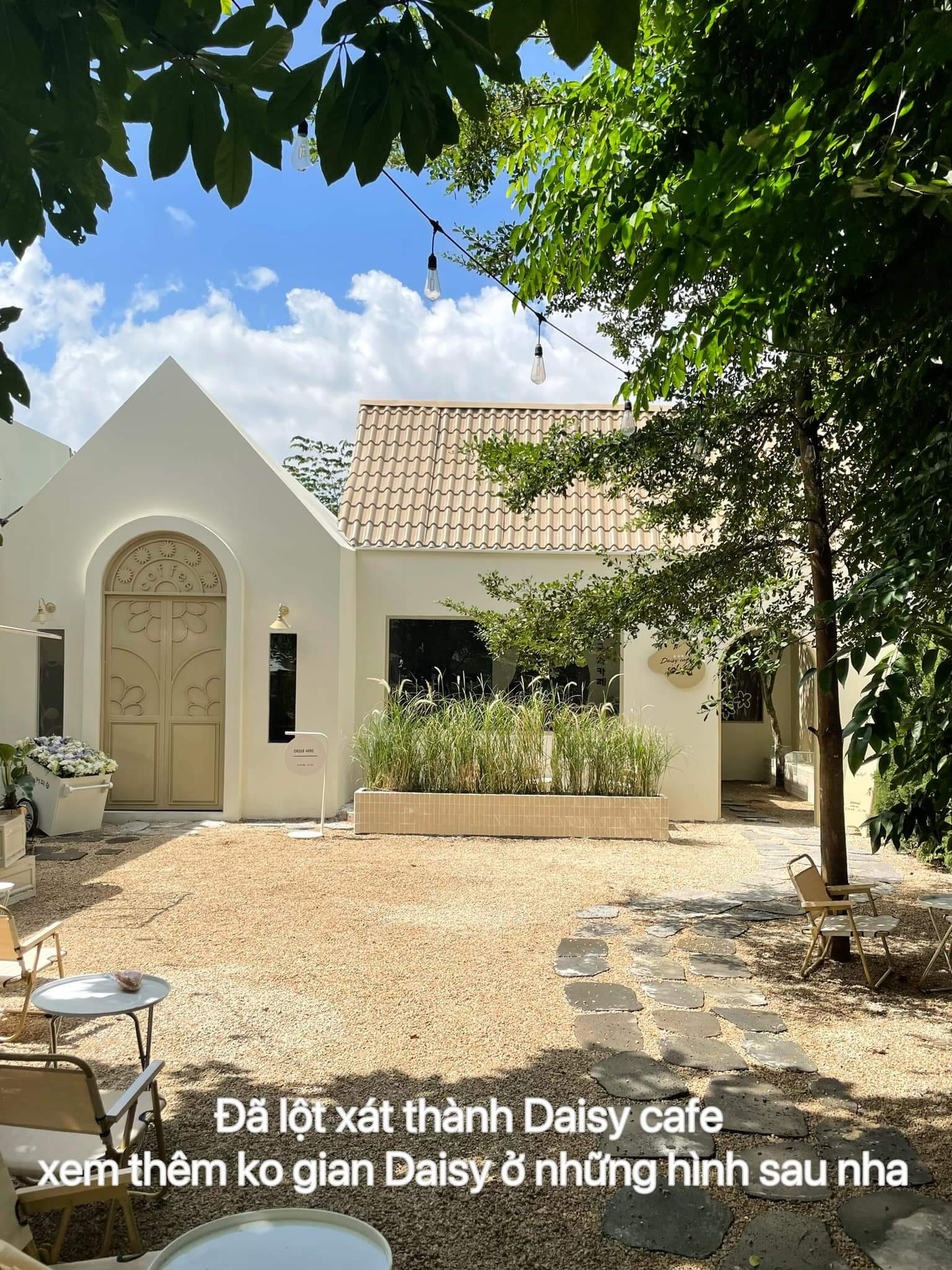 Daisy Coffee - Khoe Quán