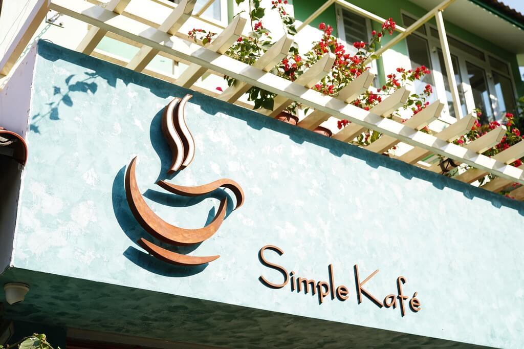 Simple Kafé - Khoe Quán