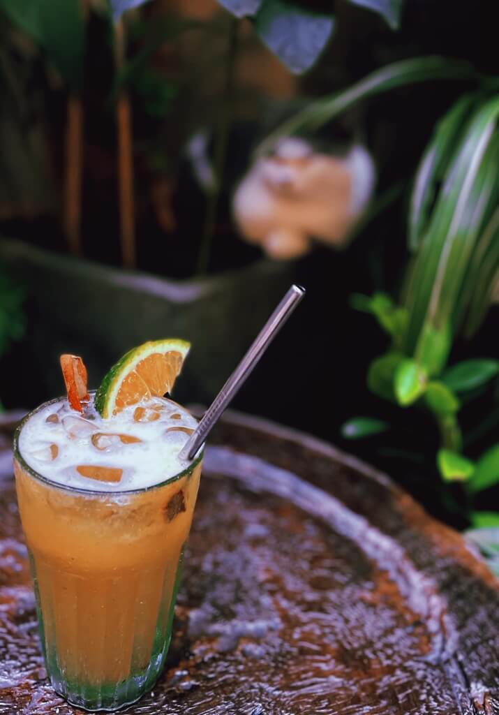 Tiệm Cà Phê Bà Lan - Khoe Quán