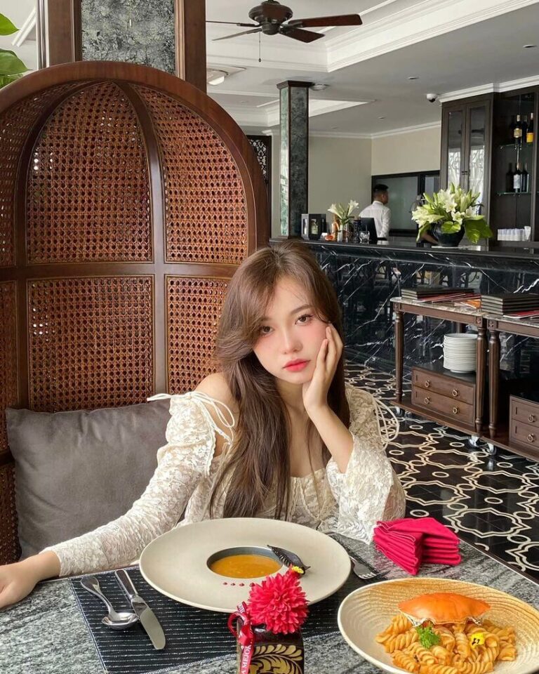 The Gourmet Corner - Khoe Quán