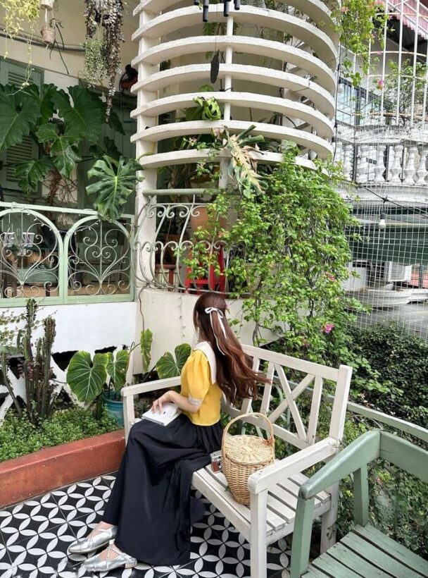 Azalea Coffee - Khoe Quán