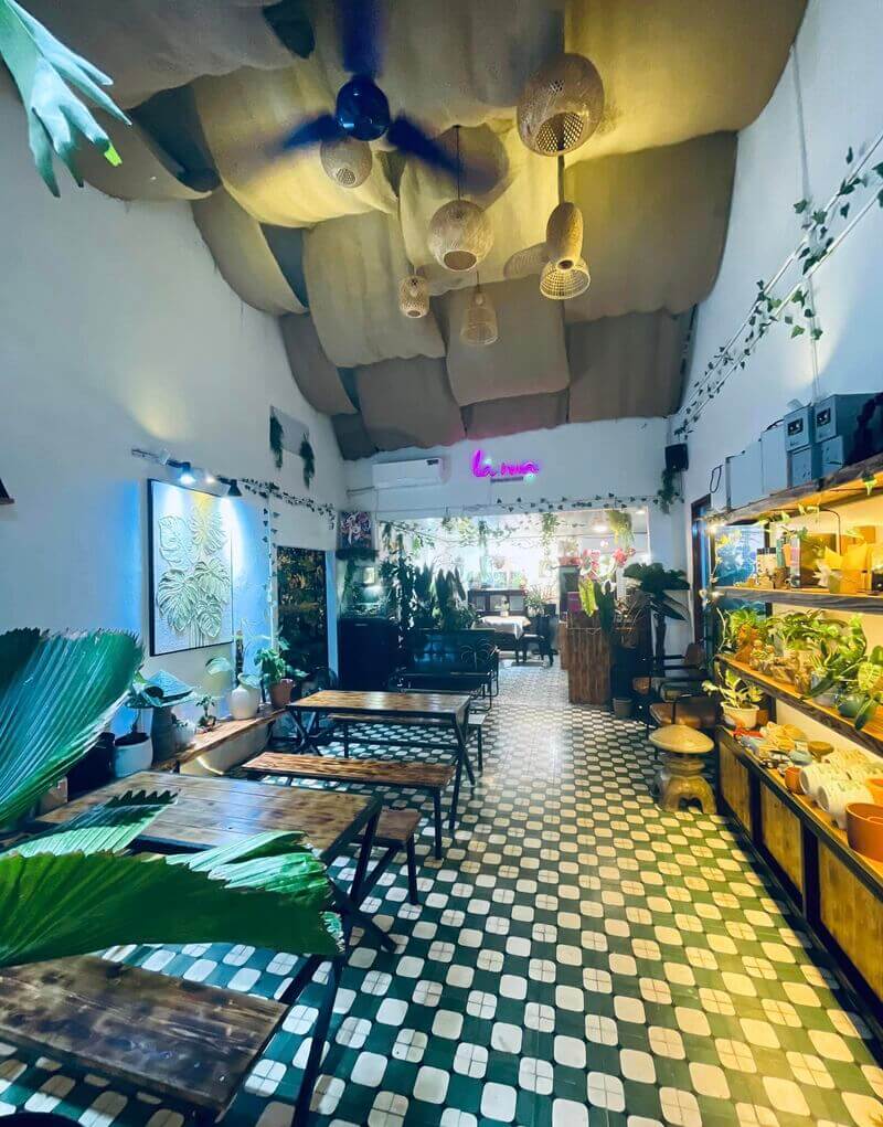 Lá Mạ Coffee & Plants - Khoe Quán