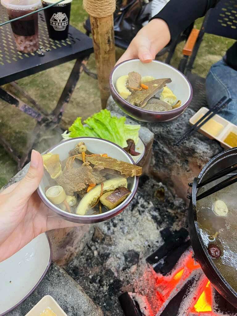 TREEBEE LÀNG HOA - Khoe Quán