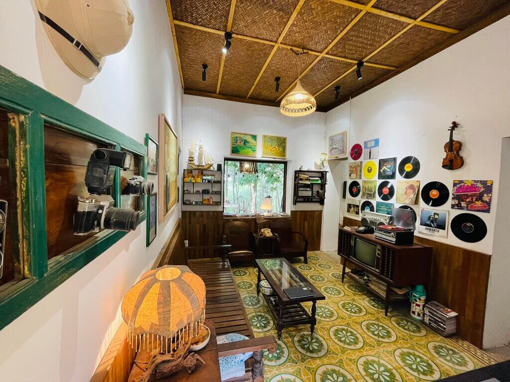 Nhà mình - Khoe Quán