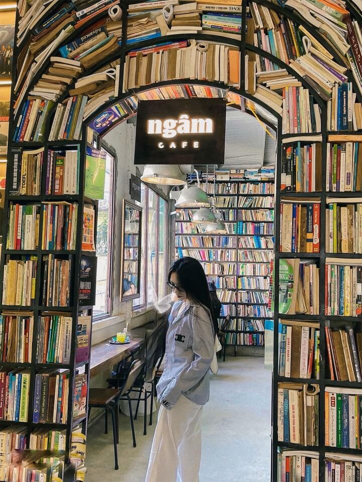 Ngâm Cafe - Khoe Quán