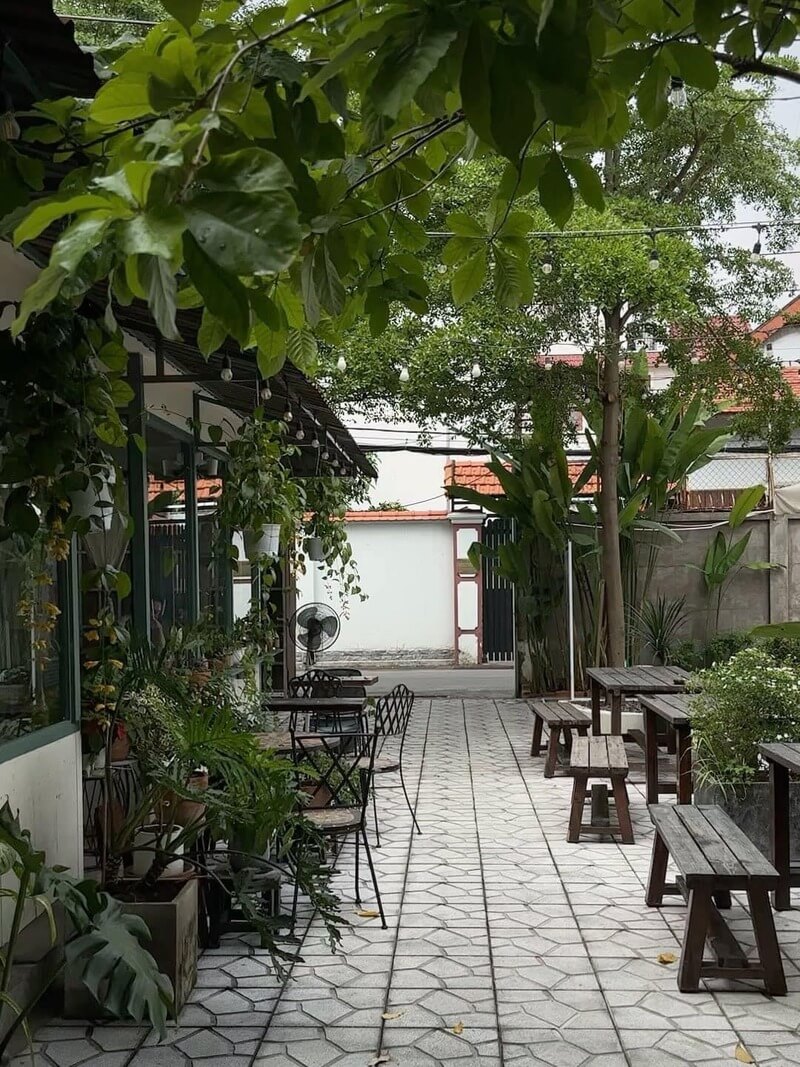 May. coffee - Khoe Quán